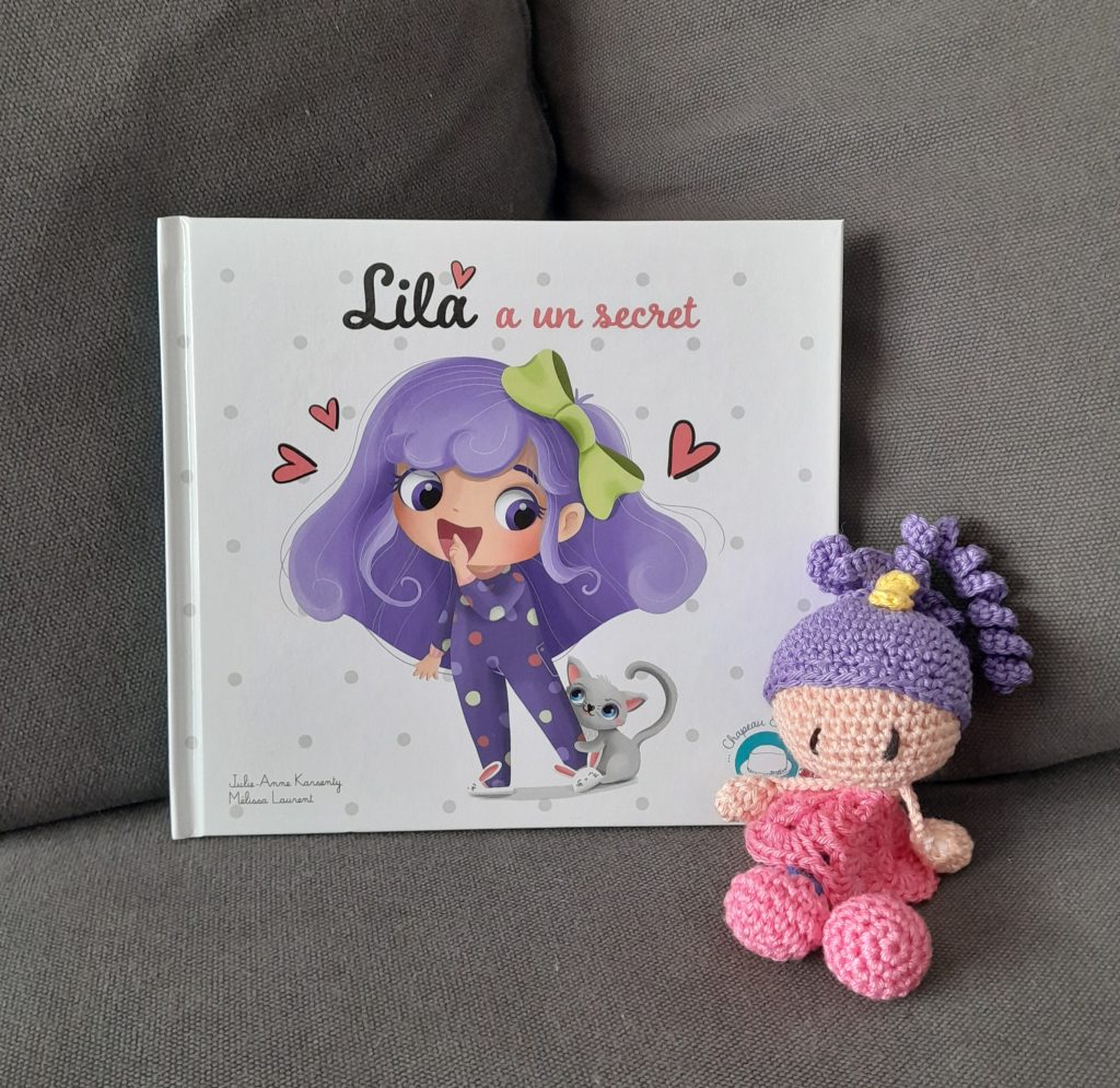 Tome 2 de Lila signe avec bébé - Lila a un secret - The Maple Shop